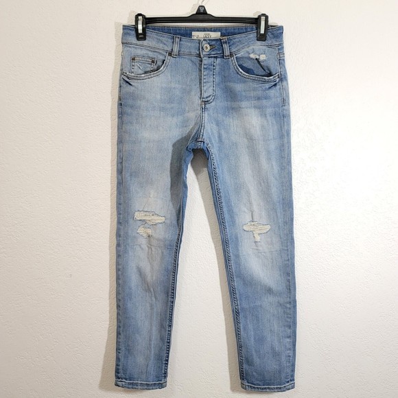 Topshop | Jeans | Topshop Moto Lacey Light Wash Distressed Skinny Denim ...